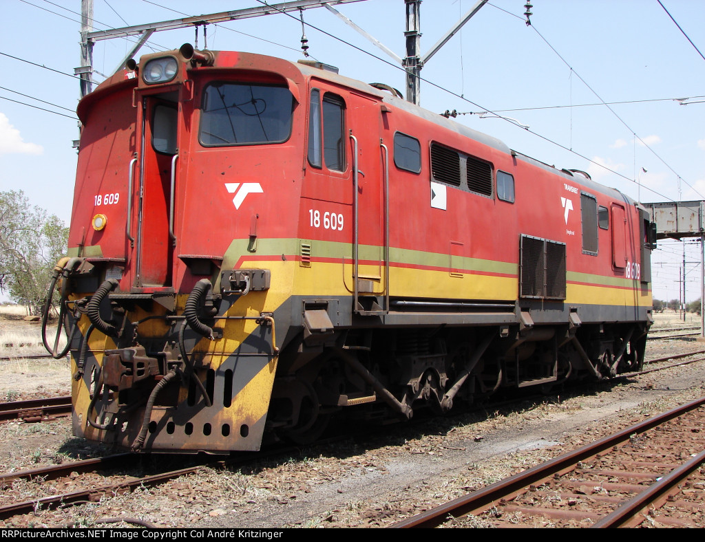 TFR Class 18E 18-609 (Series 2)